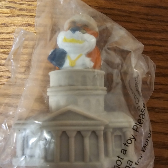 burger king | Toys | Capitol Building Action Figure With Character ...